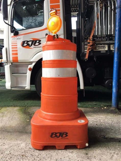 Cone barril sinalização BJB