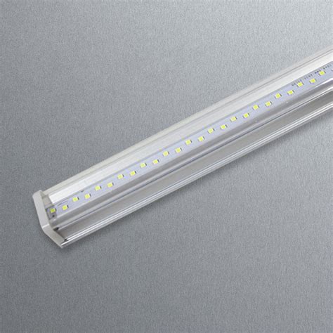 Tubo Led Con Base Integrada 22w Transparente Luz Blanca Jlt8 N228t B