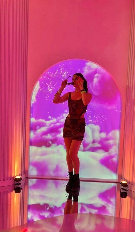 Kira Kosarin Nude Onlyfans Leaked Photo Topfapgirls
