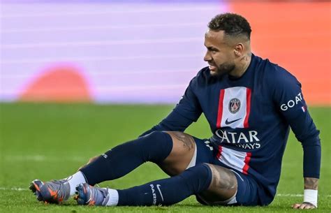 Neymar se retrage de la PSG Când poate juca starul care e accidentat