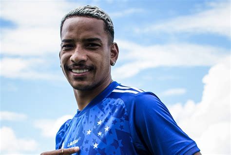 Negociação por Matheus Pereira foi atualizada pelo próprio Cruzeiro
