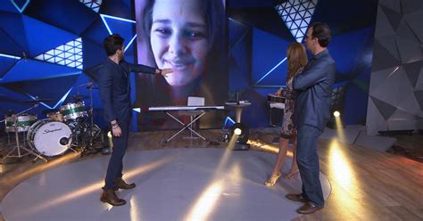 Fantástico Luan Santana surpreende fãs que passaram cantada no cantor