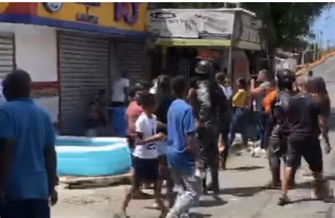 La PN obligó a retirar piscinas en barrios medida genera protestas