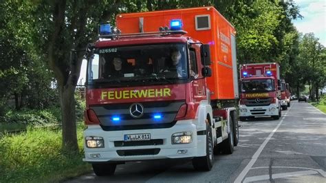 Gefahrguteinsatz Im Chemiebetrieb Einsatzfahrten Gefahrgutzug
