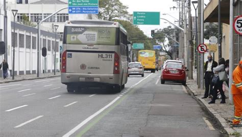Rua importante de Curitiba terá nova faixa exclusiva de ônibus