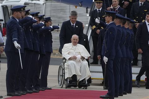 El Papa Aterriza En Lisboa Para Participar En La Jornada Mundial De La
