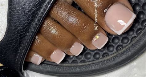 Toe Nail Designs For Dark Skin