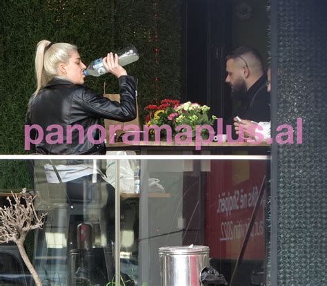 Fotot nga paparazzi Arilena Ara larg shkëlqimit të famës Panorama Plus