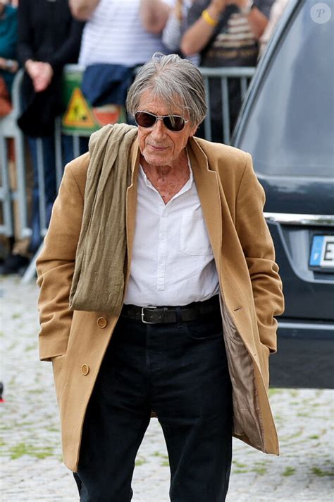 Photo Mais Thomas précise à propos de son père qu il est affecté