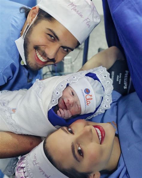 Maria Flor segunda filha de Virgínia Fonseca e Zé Felipe nasceu nesta