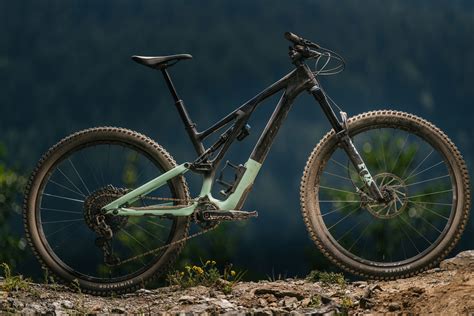 First Ride Specialized Stumpjumper EVO The Loam Wolf
