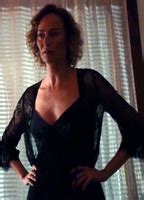 Kimberley Tell Nuda Anni In Hierro