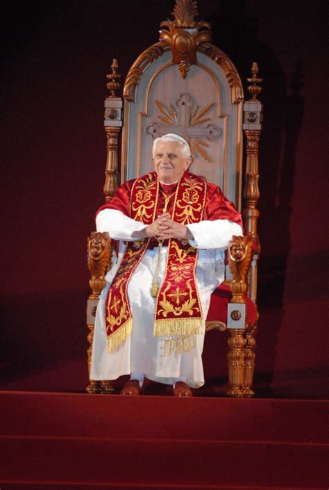 Bento XVI aos jovens em SP Não desperdiceis a vossa juventude