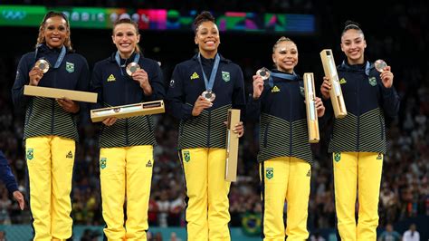 Brasil conquista medalha inédita por equipes da ginástica artística