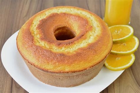 Bolo de fubá sem leite receita simples e prática de fazer