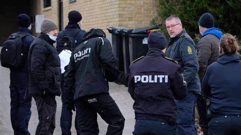 Nægter sig skyldig i forsøg på terror Politi fandt paryk stjålne