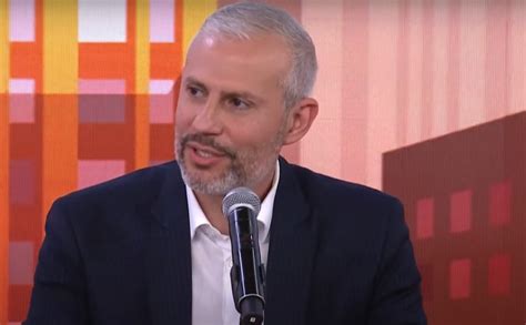 Victor Godoy critica legado do PT no Ensino Médio Escolas sem
