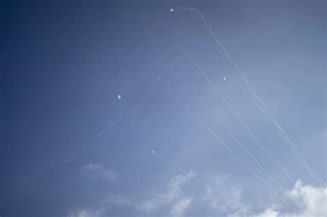 Hezbolá amenaza con atacar regularmente a Haifa si Israel sigue