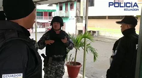 Policía Ecuador on Twitter FIRMES EN EL COMBATE AL DELITO A fin de