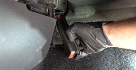 Comment Changer Filtre D Habitacle Sur DACIA SANDERO Guide De