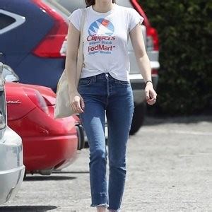 Emma Roberts Hot Photos Leaked Nudes Celebrity Leaked Nudes