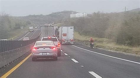Cierran Tramo De Autopista Poza Rica Veracruz Por Accidente Vial N