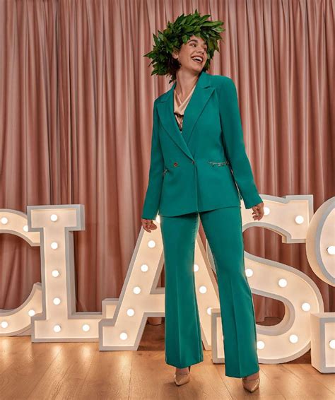 Graduation Day How To Choose The Perfect Outfit