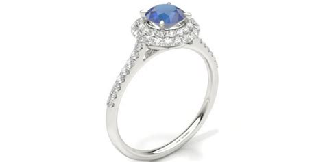 El Anillo De Compromiso De Zafiro Azul Y Sus Significados