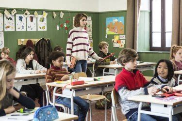 La Befana Vien Di Notte Stasera Su Rai 1 Trama E Cast Del Film Con