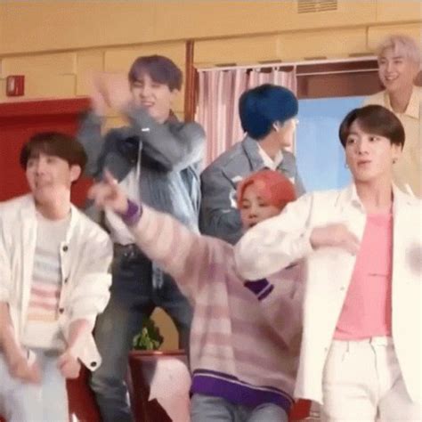 BTS Chart Egypt⁷ ꜰᴇꜱᴛᴀ¹⁰ LOCKDOWN SLOW on Twitter البطل