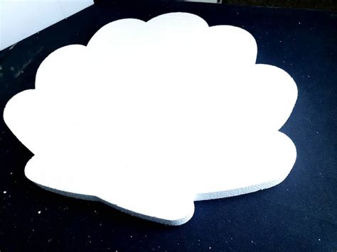 Styrofoam Clam Naked Foam