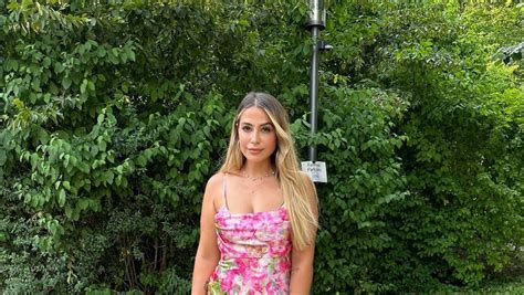 Jenefer Riili Ex Berlin Tag Nacht Star postet erstes Pärchenfoto