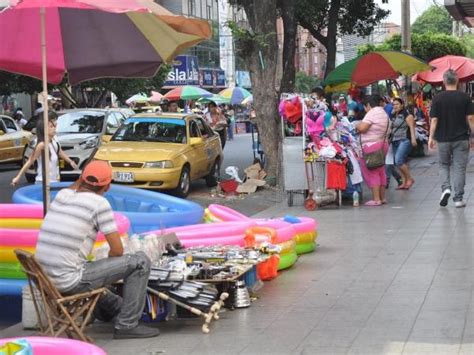 crece empleo informal en México y Puebla