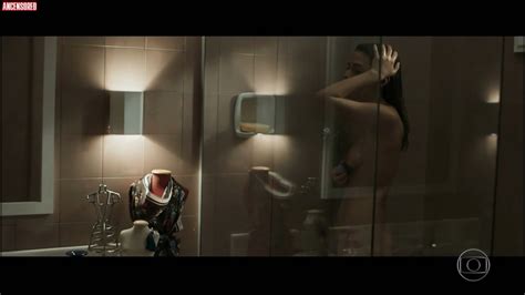 Naked Julia Dalavia In Os Dias Eram Assim
