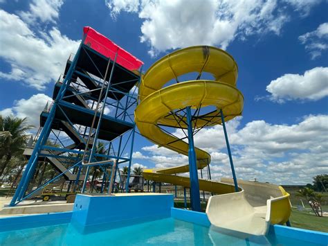 Castelo Park Aquático tem ingressos promocionais em novembro