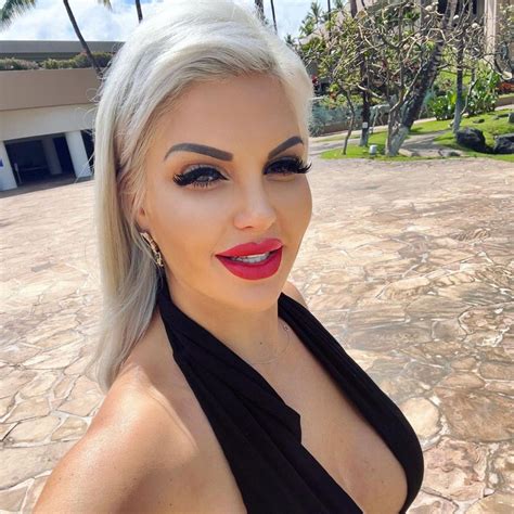 Patricia Blanco So Sah Sie Vor Ihren Ex Beziehungen Mit Zarten 24 Aus
