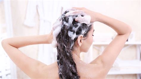 Decoding Dreams Meaning Of Seeing Yourself Bathe Naked In Dream