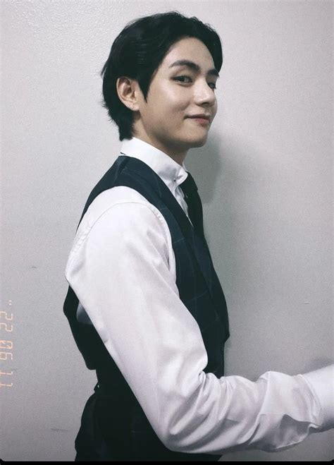 BTS IG Updates On Twitter 220618 Taehyung Official Instagram