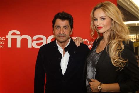 PHOTOS Adriana Karembeu maman qui est son mari André Ohanian Closer