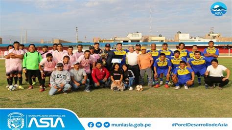 Alcalde Isaías Alcántara entrego reconocimiento al club deportivo Spot