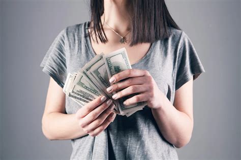 Qué es el dólar MEP y cómo comprarlo en pocos clics