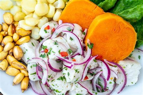 Ceviche peruano de pescado cómo hacerlo fácil en casa paso a paso