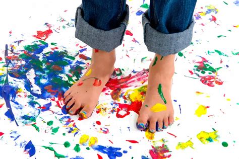 100 ideas fáciles para jugar con los niños sin salir de casa Poder Mamá