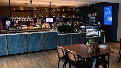 Twin City Hotel Showcases Downtown Bar And Kitchen And Herveys Cafe
