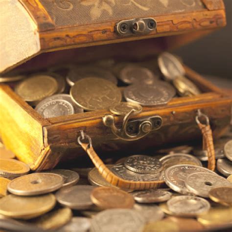 Naturalmente Bruxa 5 Feitiços para atrair prosperidade e dinheiro