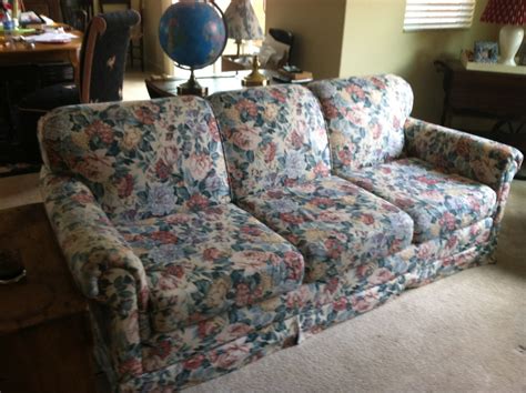 Goosegirl Sews The New Slipcover For The Old Ugly Sofa Part 1