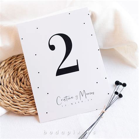 Números o nombres de mesa de boda Puzzle Dots Bodapix