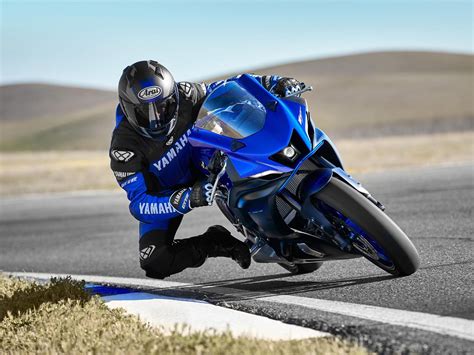 2022 Yamaha YZF R7 First Look MOTORCYCLE CHAT Motorcycle Riders