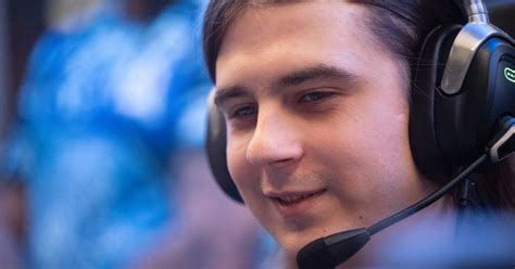 Team Tickles против Virtus pro ставки на киберспорт