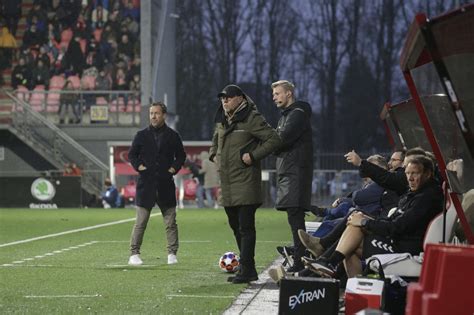 Kiek Op De Wedstried FC Emmen NAC Breda FC Emmen